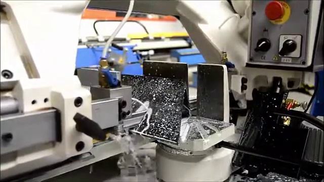 Ленточнопильный станок по металлу MetalMaster BSG-220