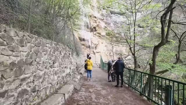 Водопад Учан-Су в Крыму. Вершина горы Ай-Петри. Сказочный лес и Черепашье озеро.