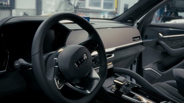 Комплекс работ Geely Monjaro | Оклейка бронепленкой