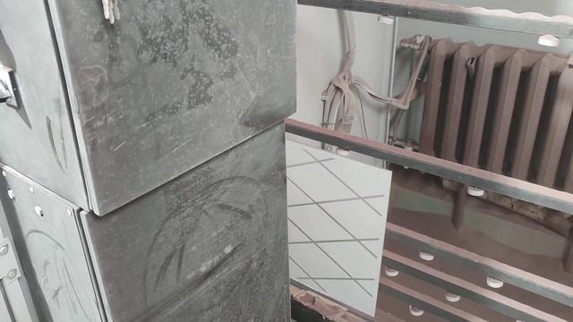 финальная стадия пескоструйной обработки