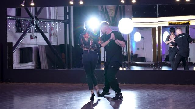 Street Tango. Павел Собирай и Сабрина Амучастегуи. Reba McEntire, Kelly Clarkson — Because Of You.