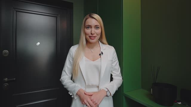 Видеосъемка для компании Domeo  с дизайнером Юлией Бортневской.