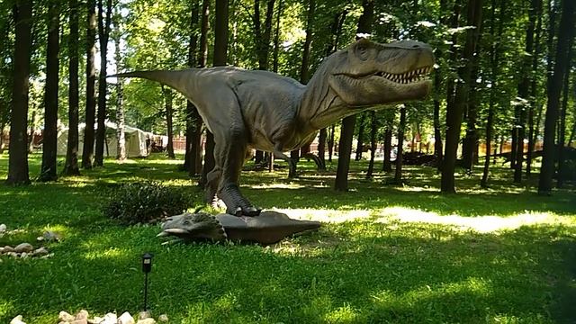 Сад динозавров