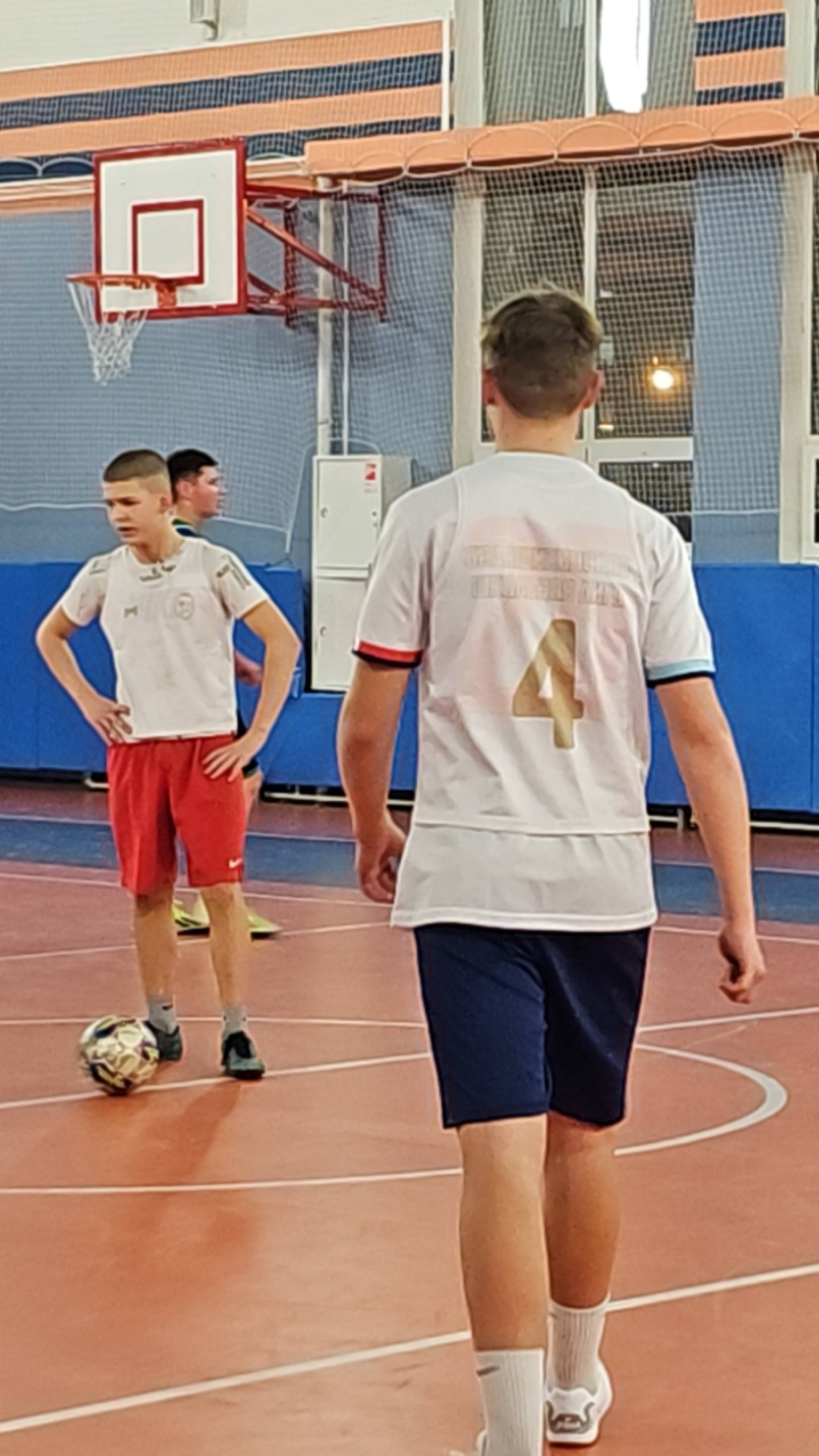 БШЛ команда по футболу «Легенда-18»