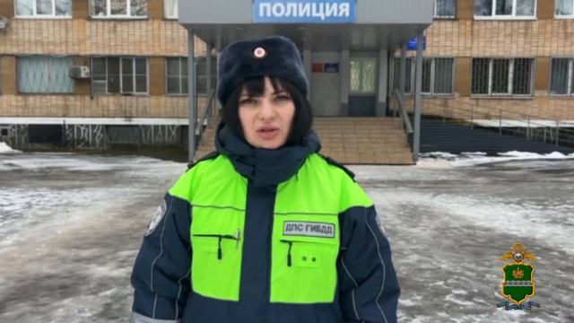 Госавтоинспекторы оказали помощь мужчине, которому стало плохо за рулем