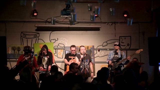 Бахыт-Компот | Концерт в Рюмке: А Птица Пела