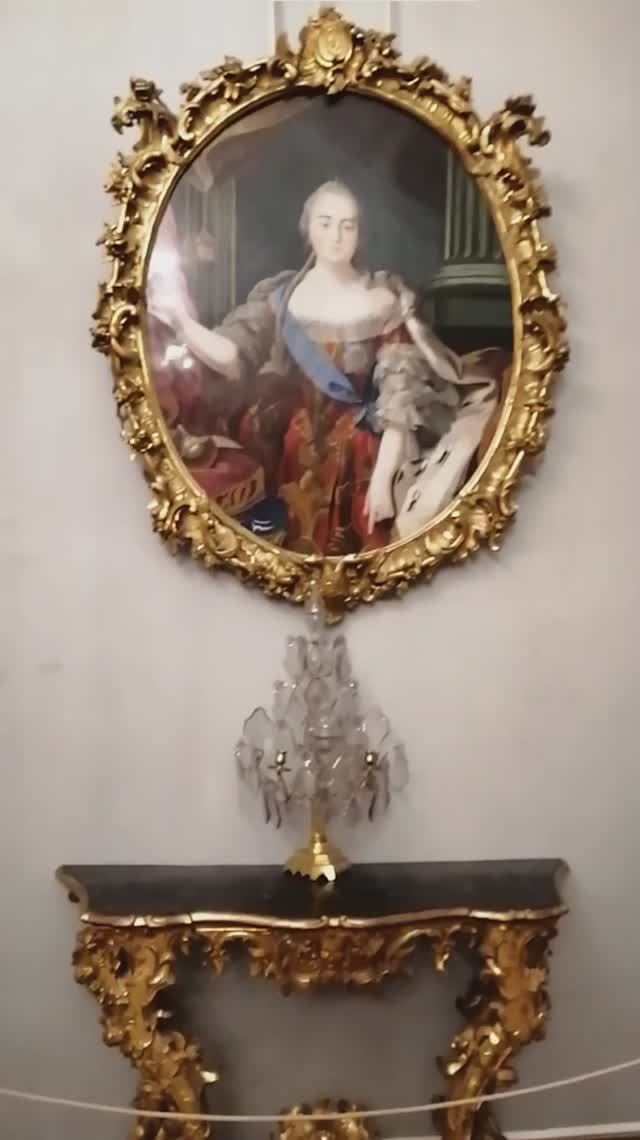 Мозаичный портрет Елизаветы Петровны в Русском музее