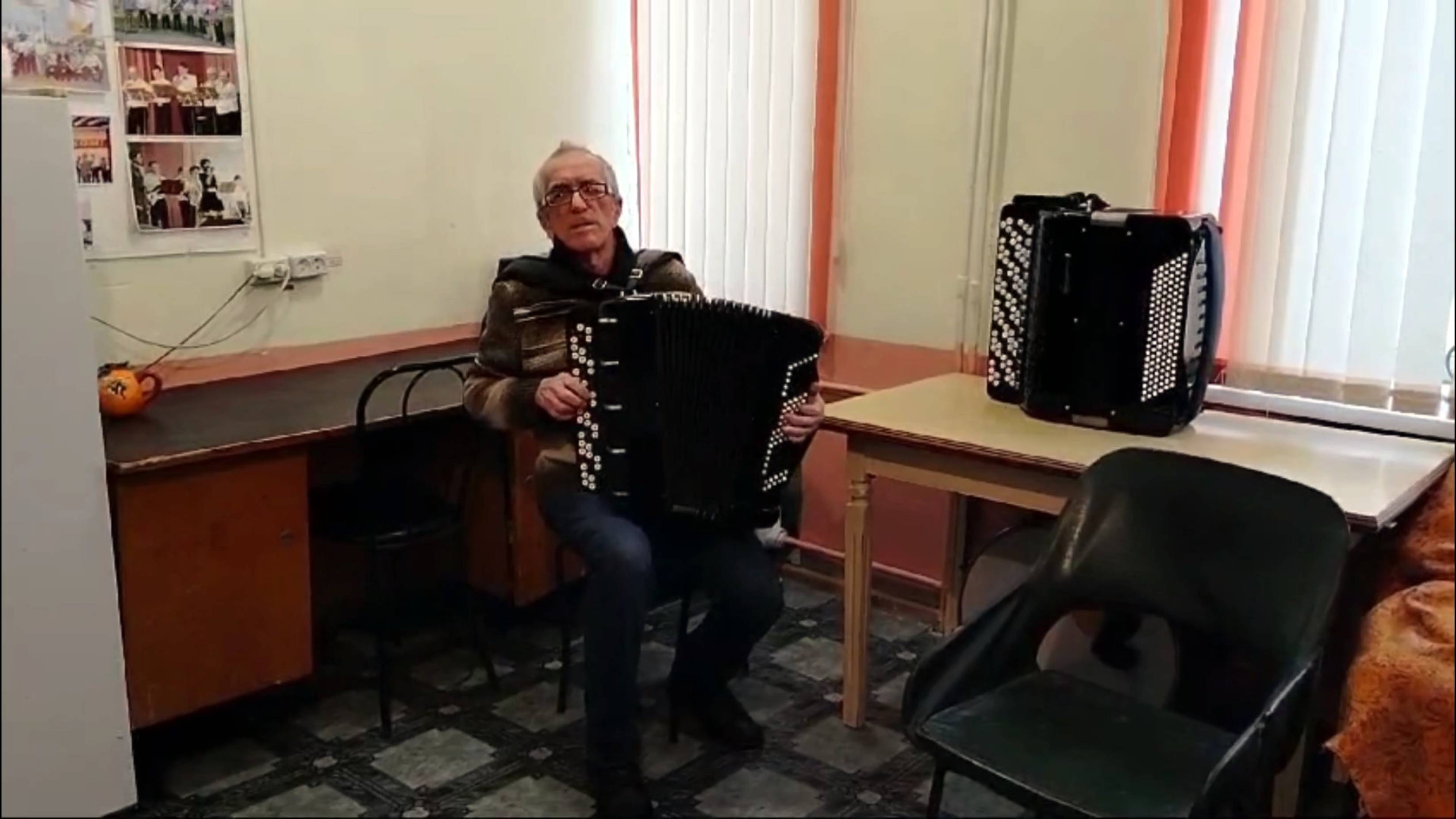 Купил новый баян