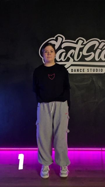 Обучающее видео. Girly hop 
Tutorial укороченный.
Педагог: Александра Прокофьева.