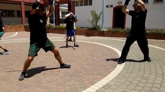 АСТ (Armed Combat and Tactics)техника и тактика работы с оружием: нож,мачете,шест,меч