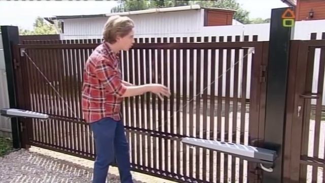 «Дачный ответ» выбирает ворота «АЛЮТЕХ»