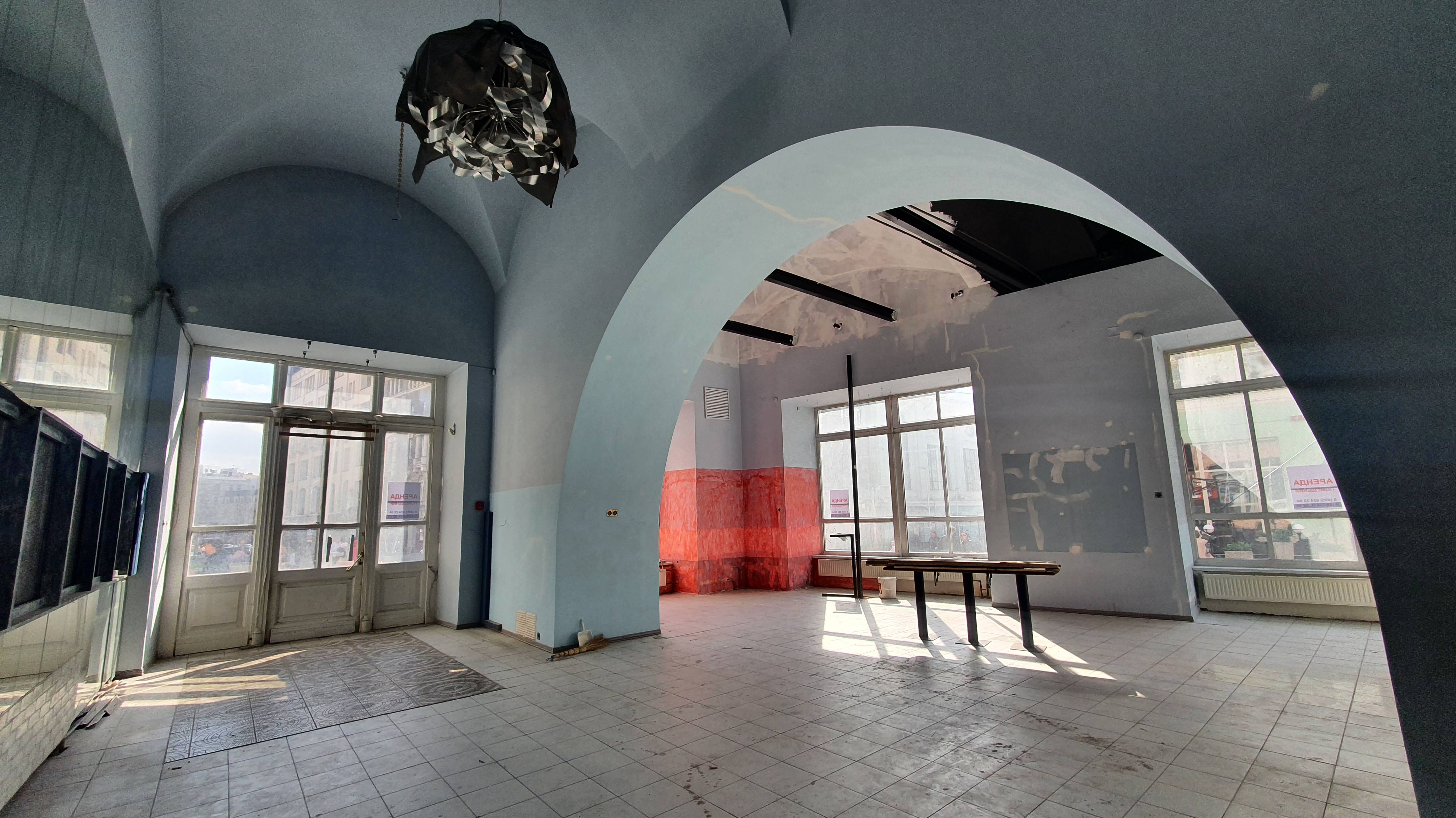 Аренда торгового помещения 250 м/Кузнецкий мост/Москва