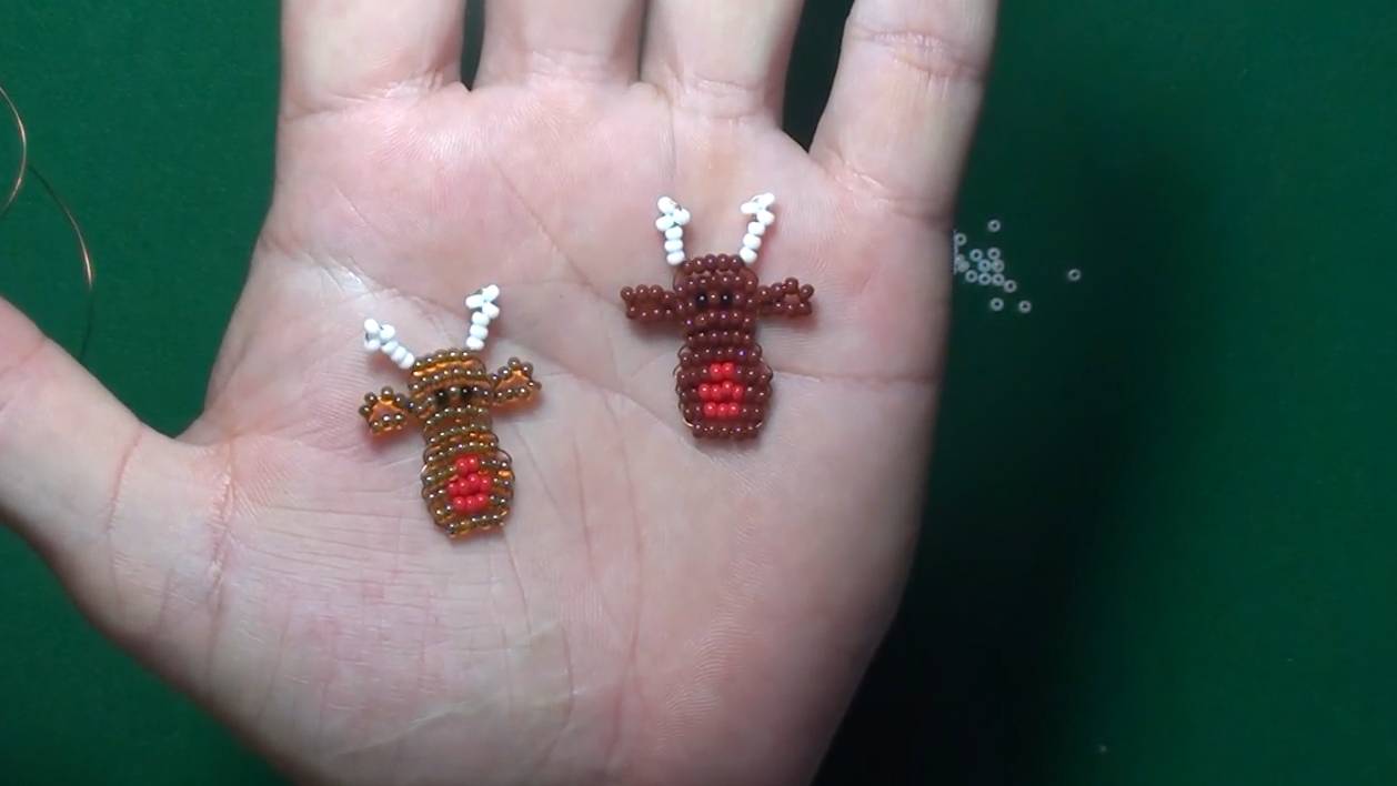 Голова оленя из бисера способом параллельного плетения