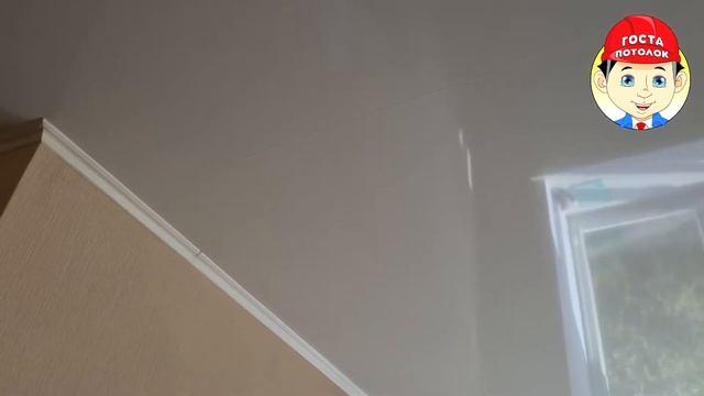 Как выглядит шов на натяжном потолке...