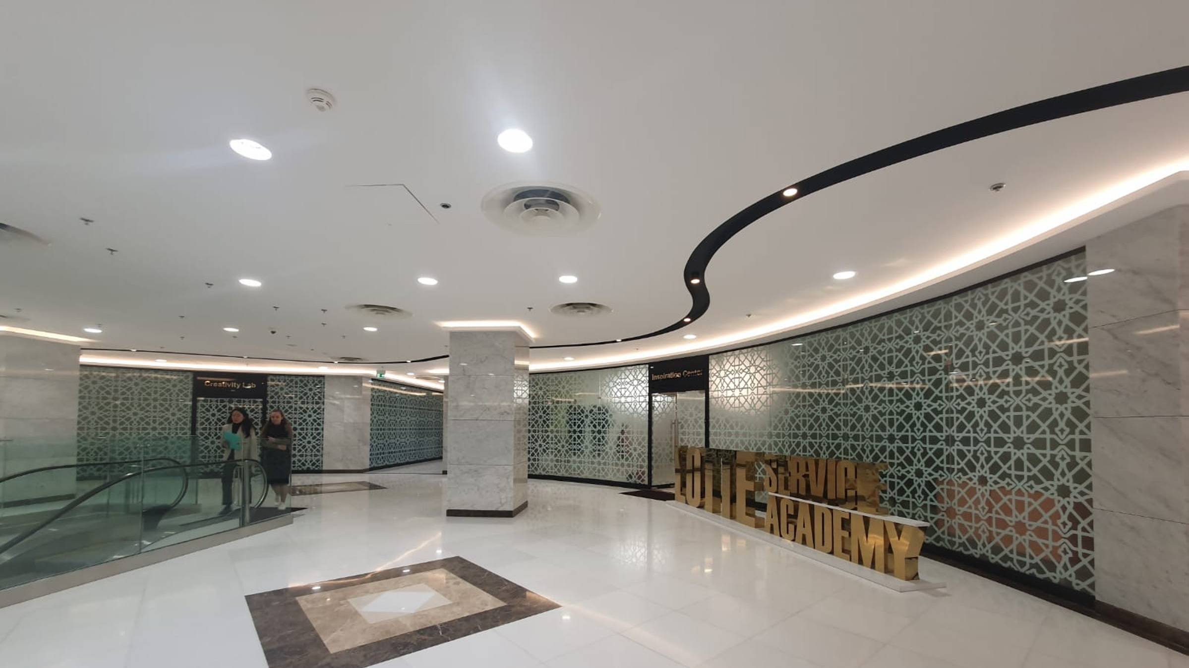 Аренда торгового помещения 160 кв.м/м. Смоленская/Новинский бульвар/Москва