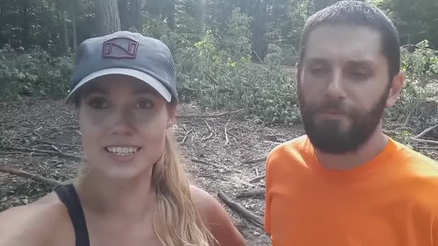 Жизнь с нуля #005. Расчищаем участок для нашего дома вдвоём за 6 дней.