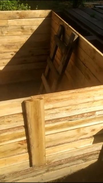 Установка пластикового каркасного бассейна в теплице от компании  «БассейныИркутск.рф»