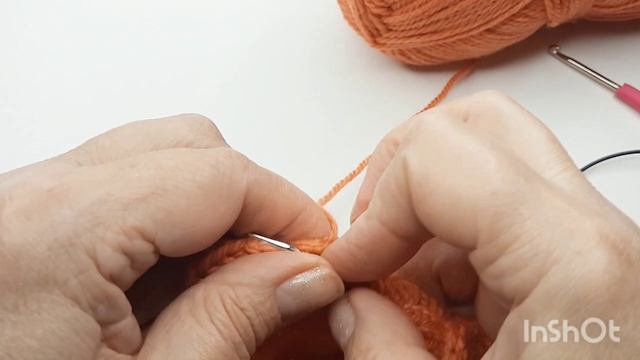 Бомбер. Вяжем капюшон часть №1