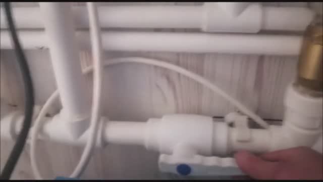 Зимний водопровод из колодца на даче.