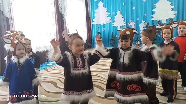 В подарок мамам. Драматизация "Сказки Мудрого Дуба".