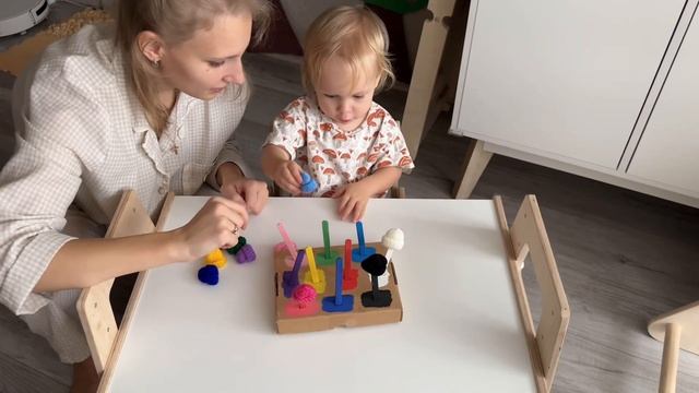 РАННЕЕ РАЗВИТИЕ. Комплексное занятие для малышей на тему «Шапочка».