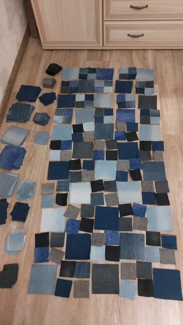 Что сшить из старых Джинс. Джинсовый проект - продолжение, не хватило маленьких квадратиков 😏