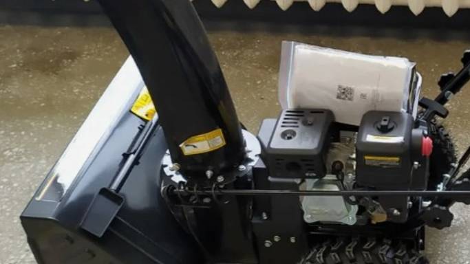 Дребезжит желоб снегоуборщика HUTER. Доработка.