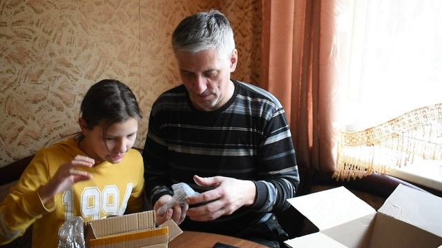 Распаковка трёх мистери боксов. Вскрываем третью коробку.