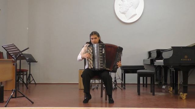 В.Новиков Баллада на тему Х.Тизола "Караван" Играет Адалина Виллер (баян) НГК им. Глинки Новосибирск