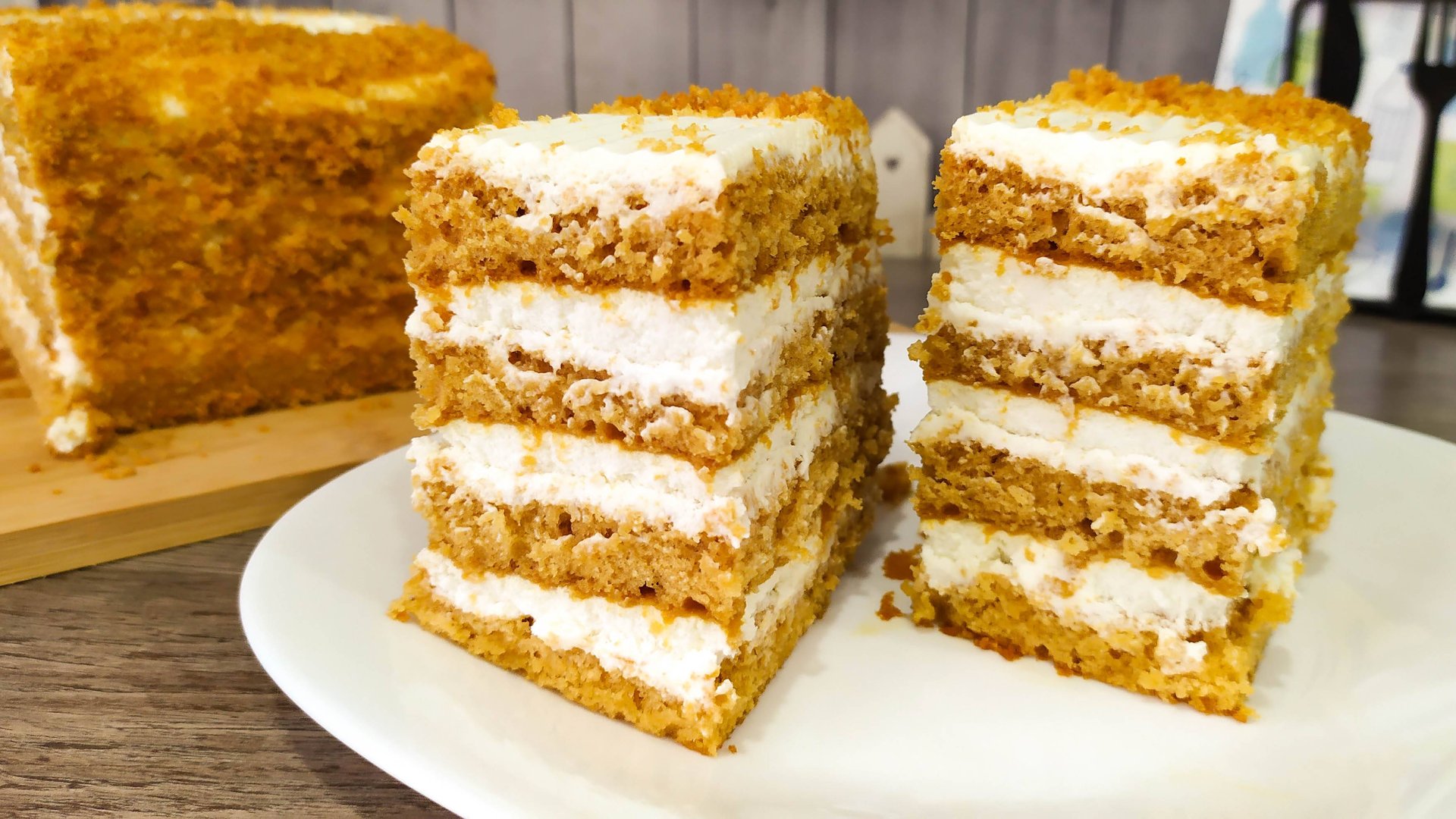 Проще не бывает! 🍰 Торт МЕДОВИК с необычным сметанным кремом!