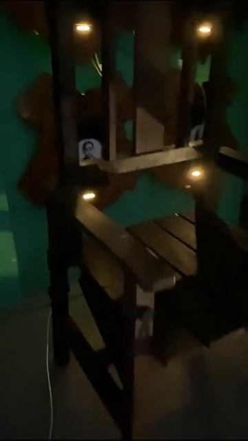 Оборудование "Электрический стул" для квеста "Уэнсдей"