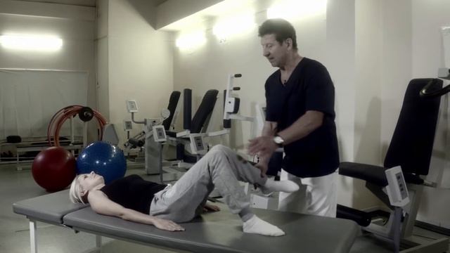 Описание - Разминка перед занятиями лечебной физкультуры при болезни Бехтерева