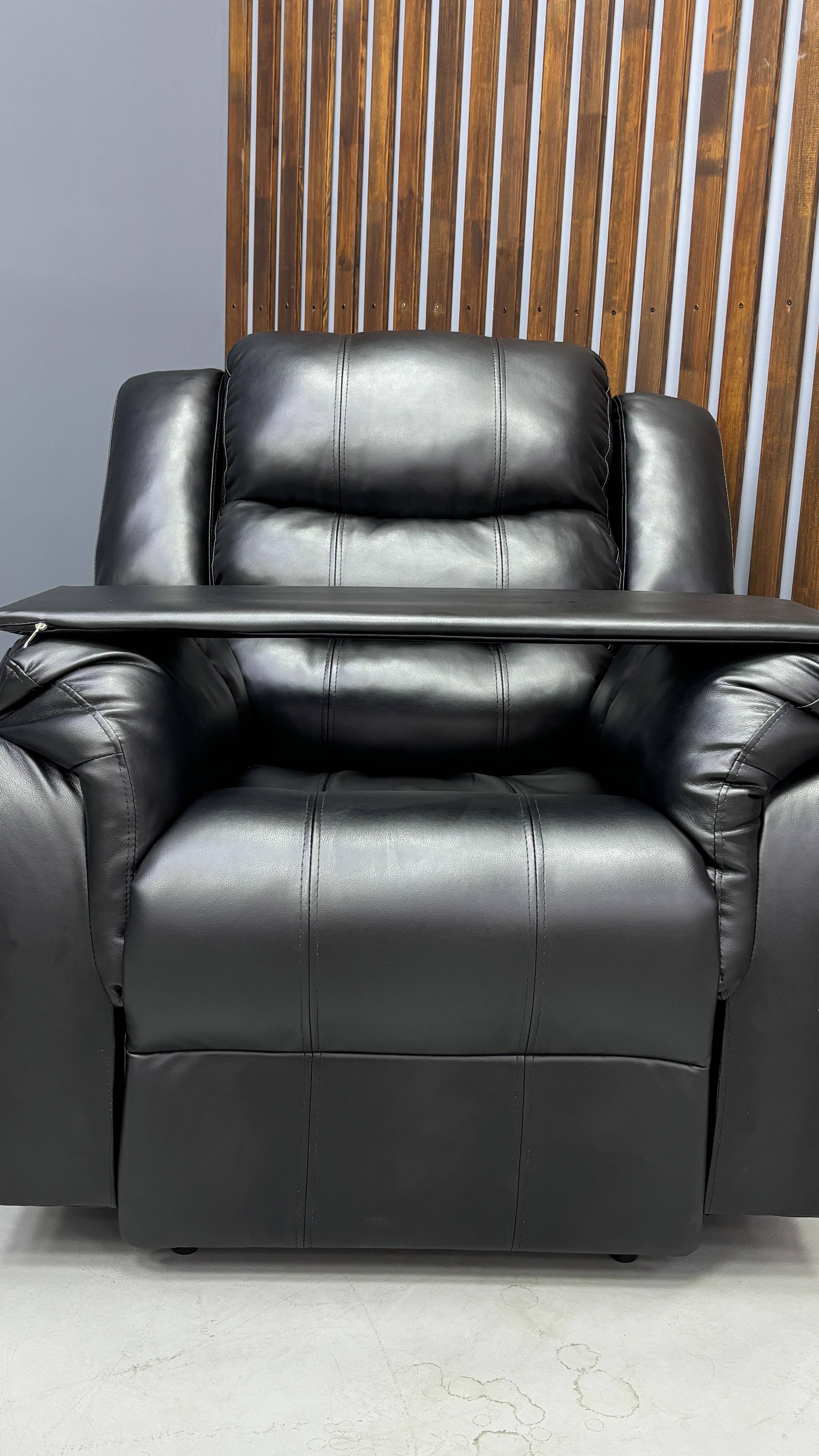 Реклайнер с двумя моторами 180°