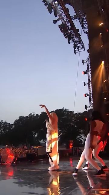 Ava Max Performs “Sweet but Psycho” at Isle of MTV 2019 ｜ #IsleOfMTV