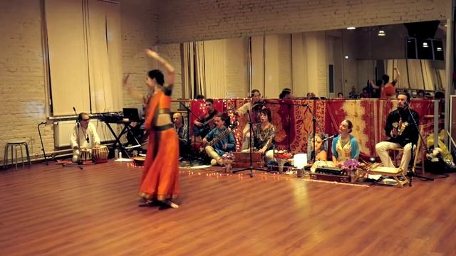 "Гуру Вандана". "Шива Бхаджан". Мария Вольская.15.09.2018