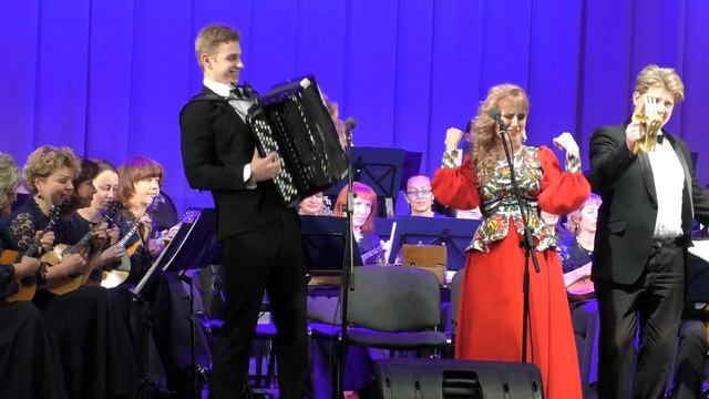 "Гармонь моя, гармоносики" Поёт Елена Марченко. Новосибирск