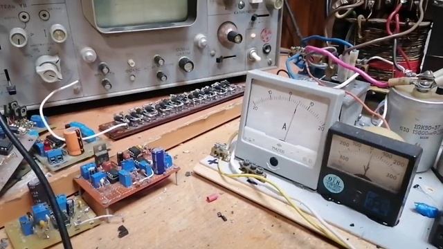 Больше - меньше.