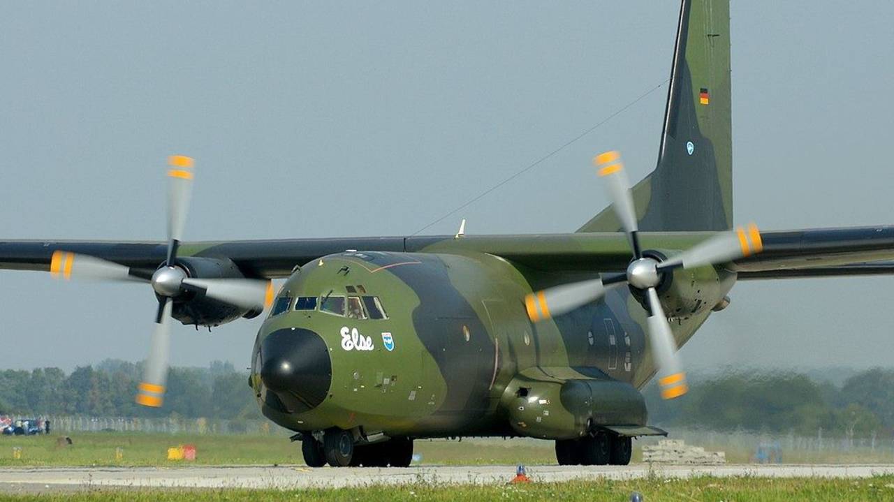 C-160 D TRANSALL, REVELL, 1-72, ОБЗОР СОБРАННОЙ МОДЕЛИ