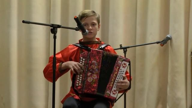 Песня "Детство" поёт под гармонь Серёжа ФРОЛОВ Новосибирск