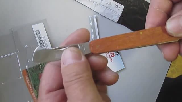 Нож прививочный