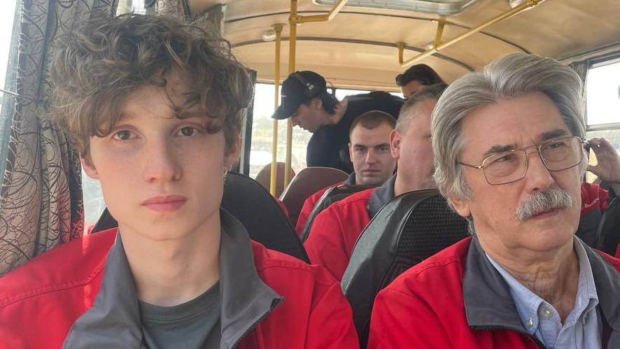 ДОРОГИ. Киноурок 56: САМООТВЕРЖЕННОСТЬ. Проект «О будущем» https://kinouroki.org/