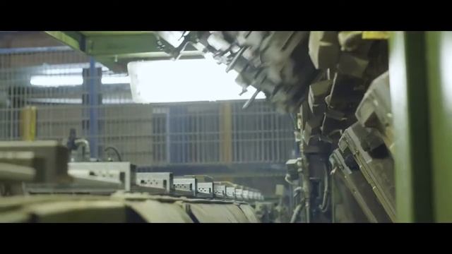 Laumans Производственный этап формования керамической черепицы Премиум-класса