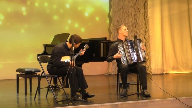 Ф.Мендельсон. Скерцо из музыки к комедии «Сон в летнюю ночь» Исп.: Степан Перебейнос и Артём Павлов