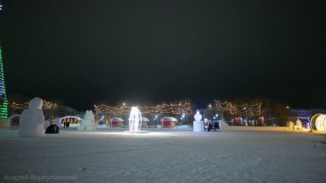 Вокруг елки на санях (4K)