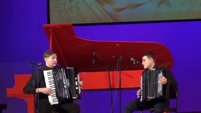 Б.Мартьянов "Молдавские наигрыши" Исп. дуэт: Иван Шпорта (аккордеон) и Сираждинов Александр (баян)
