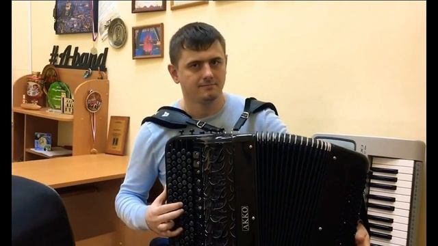 "Одинокая гармонь" обр. А.Корчевого Исп. баянист Иван Адыбаев