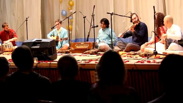 16.04.2015 Битту Маллик и группа ИндиGo