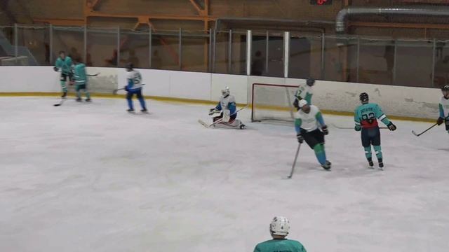 Момент_64 из матча UHT-СБЛ в лиге SHL от 18.01.2025 Фрагмент из источника: https://shlmos.ru/