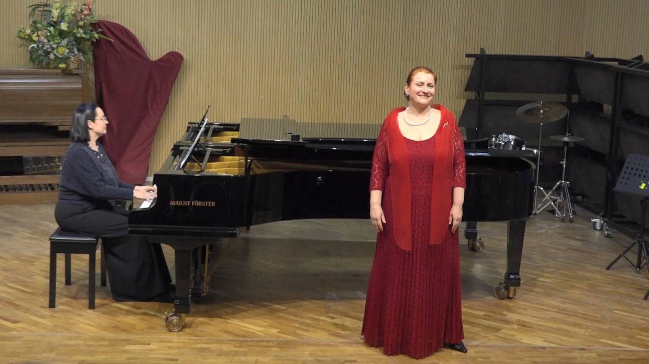 И. Дунаевский, слова В. Лебедева-Кумача "Песня девушек-бойцов"