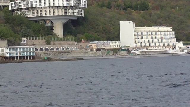 Ялта 2020 4 серия